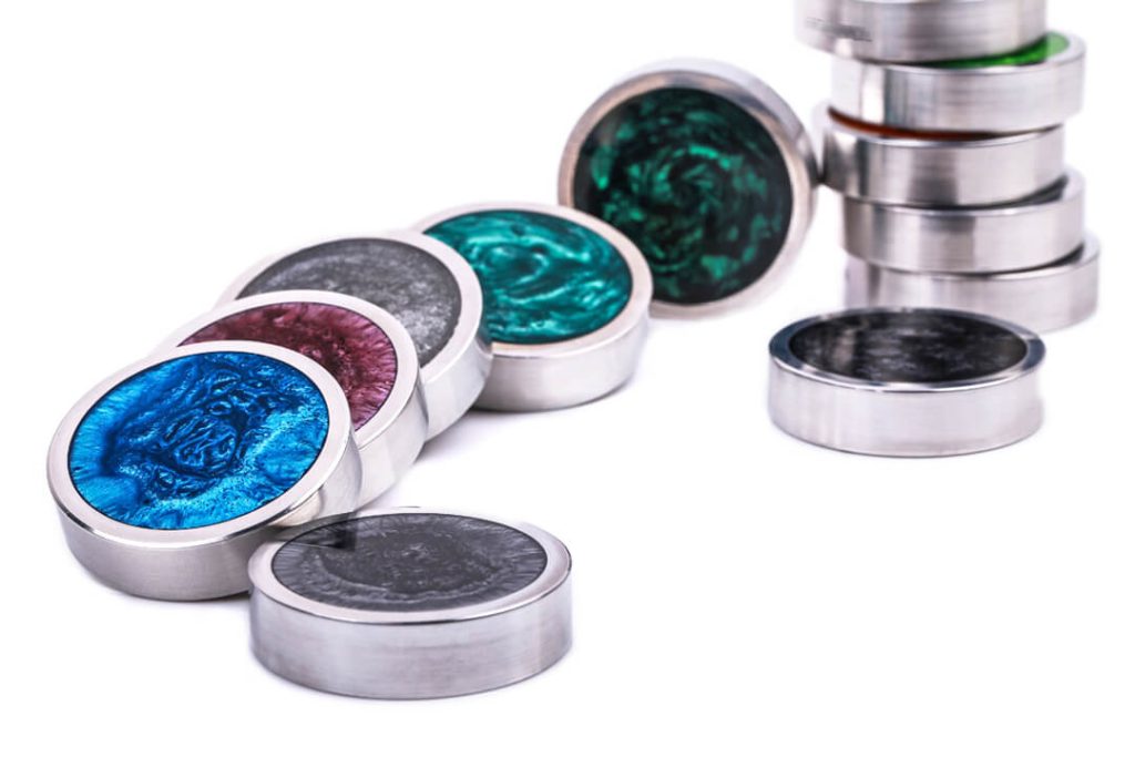 Metal Edge Checkers (Smooth Edge) - KATGAMMON | Backgammon Equipment